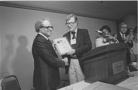 Walter P. Reuther Library (27793) Benjamin Hooks Receiving AFT's Annual ...